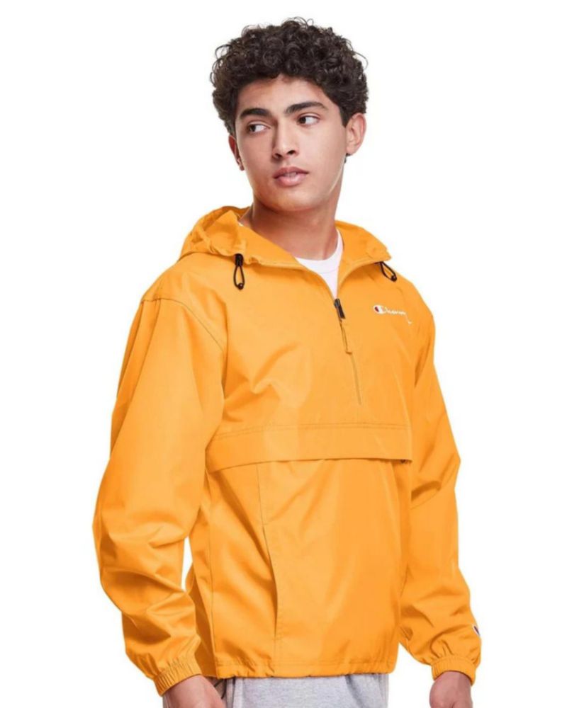 Chamarra Champion Stadium Packable para Hombre. V1012-549369-BYC Amarillo