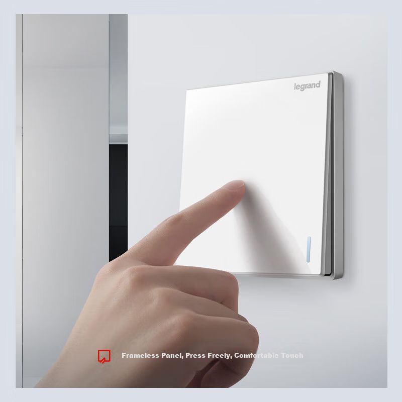 Interruptor Doble Polo LEGRAND Blanco