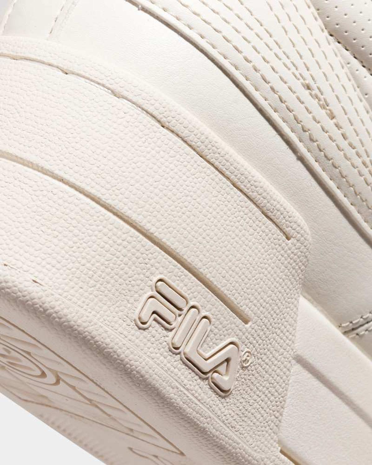 Tenis Fila F-14 Lifted para Mujer 5FM01873-141 Beige