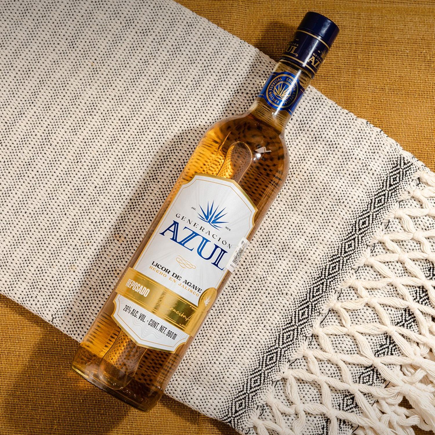 Licor Generación Azul Reposado 960 ml